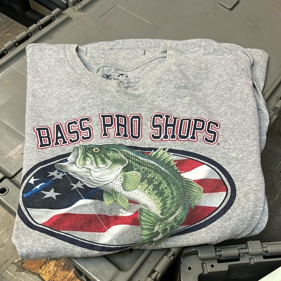 Bass Pro Shops | Shirts | Bass Pro Shops Tee Xl | Poshmark